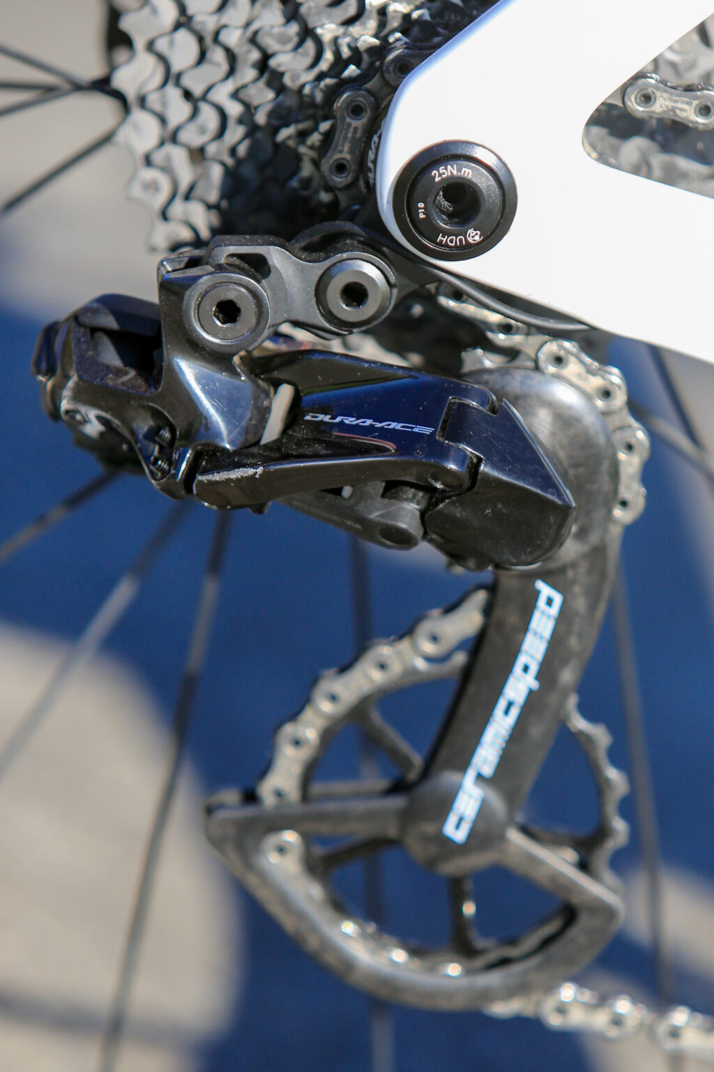 Racetest | Colnago Y1Rs, de aerobike van Tadej Pogacar | Fiets.nl ...