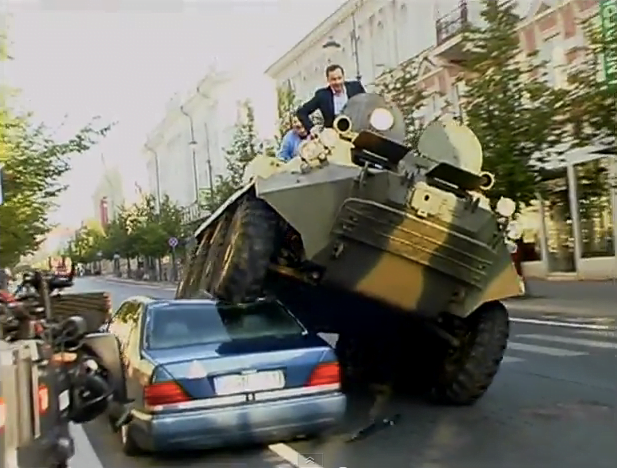 Auto vs Fiets vs Tank? | Fiets.nl - Race en MTB website