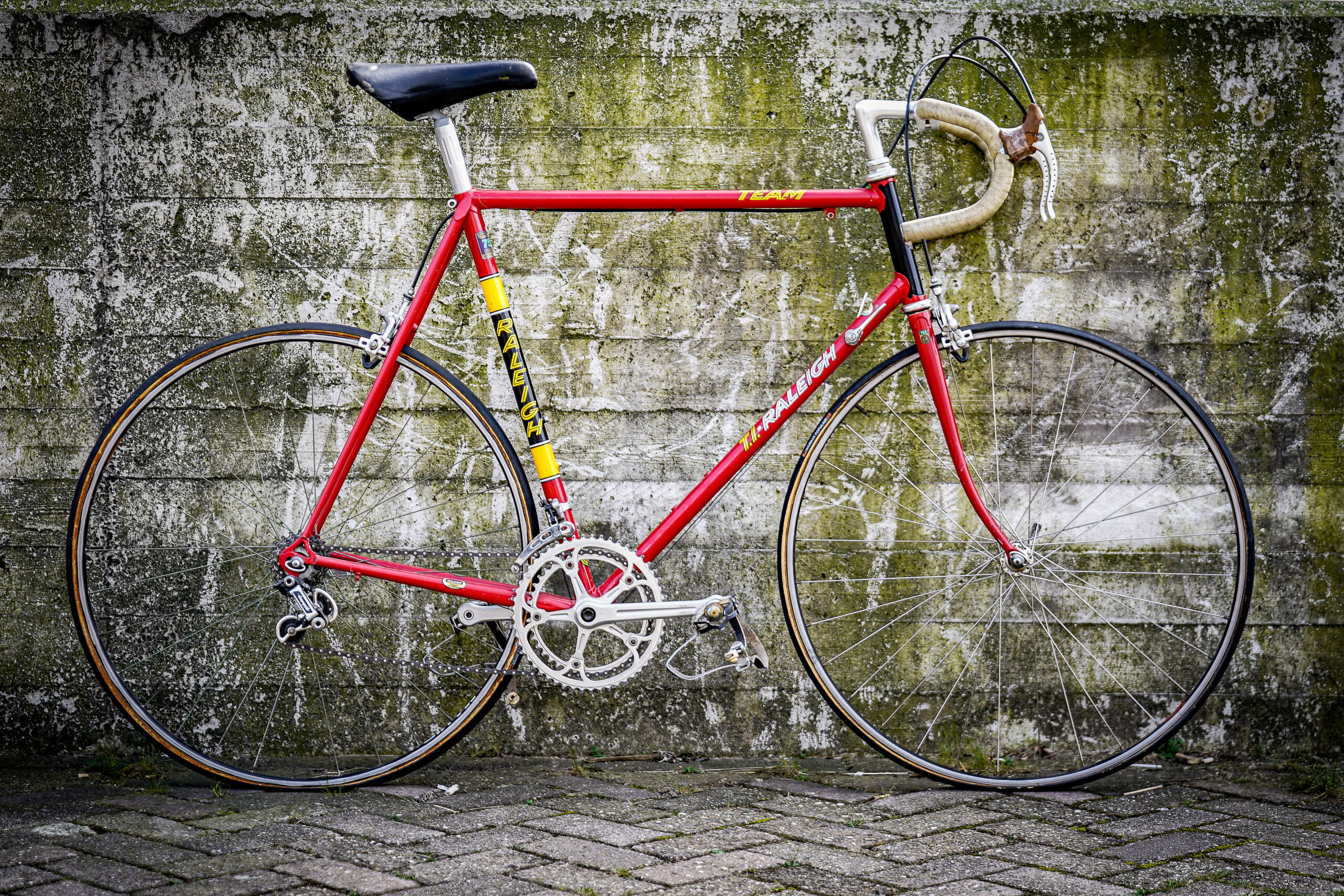 De Raleigh-fiets van Bert Oosterbosch: 'Mijn beroep? Hardrijder'