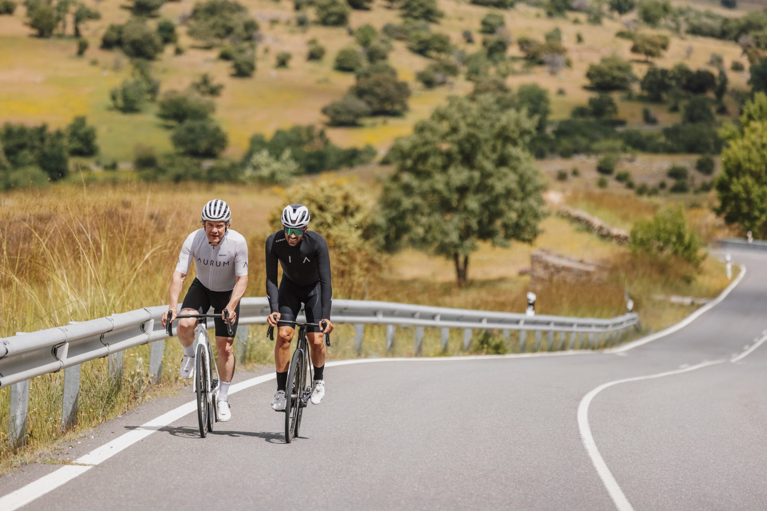 Nu te koop: de nieuwste editie van Fiets + een fraai Tourboekje