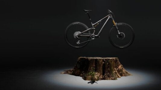 Nieuwe Specialized Stumpjumper 15, met Genie shocks en aanpasbare ...