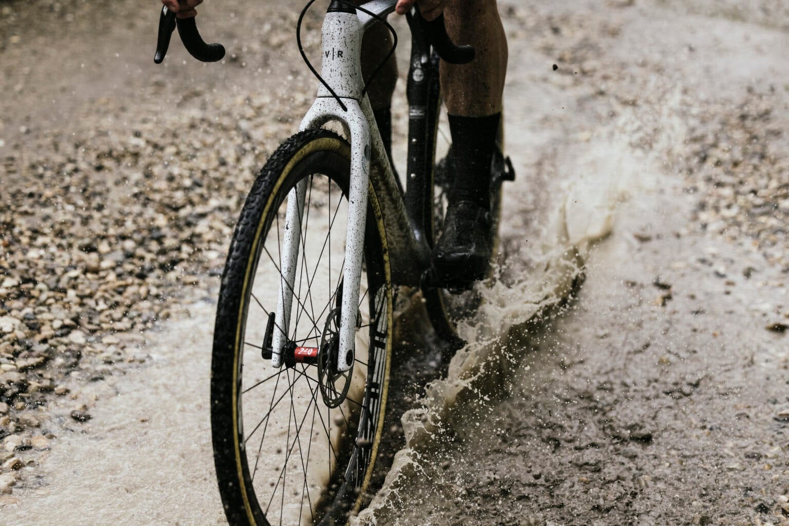 Van Rysel lanceert premium crossfiets; de RCX II Pro 'North Star ...