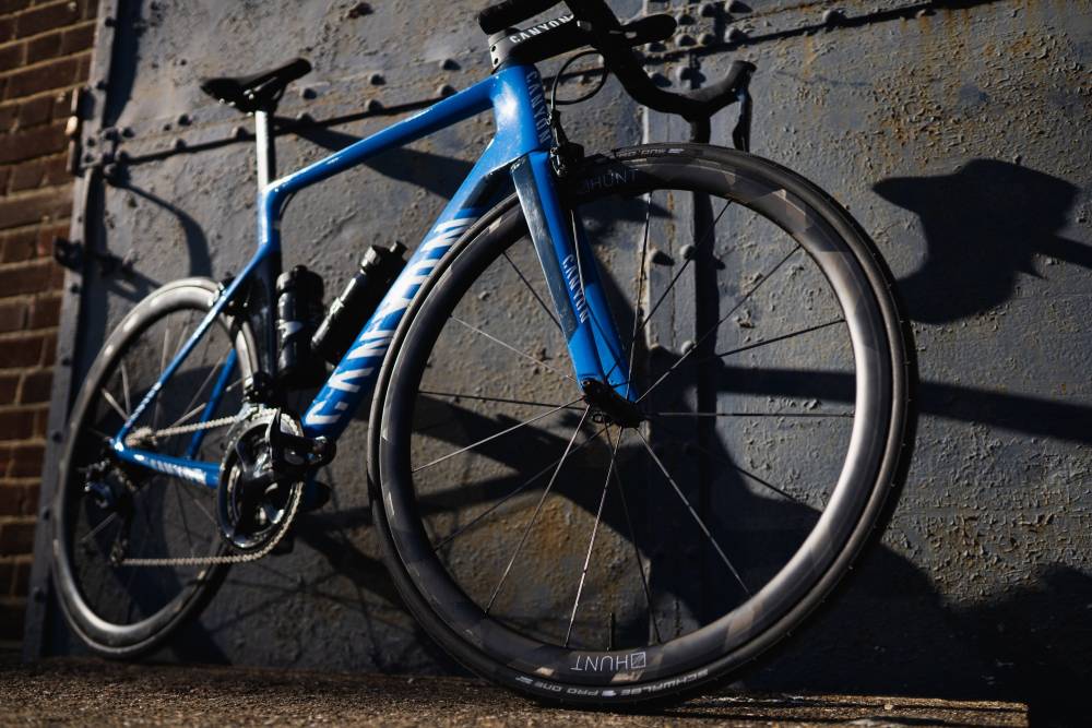 Nieuw: Hunt UD 36 wielen met carbon spaken | Fiets.nl - Race en MTB website