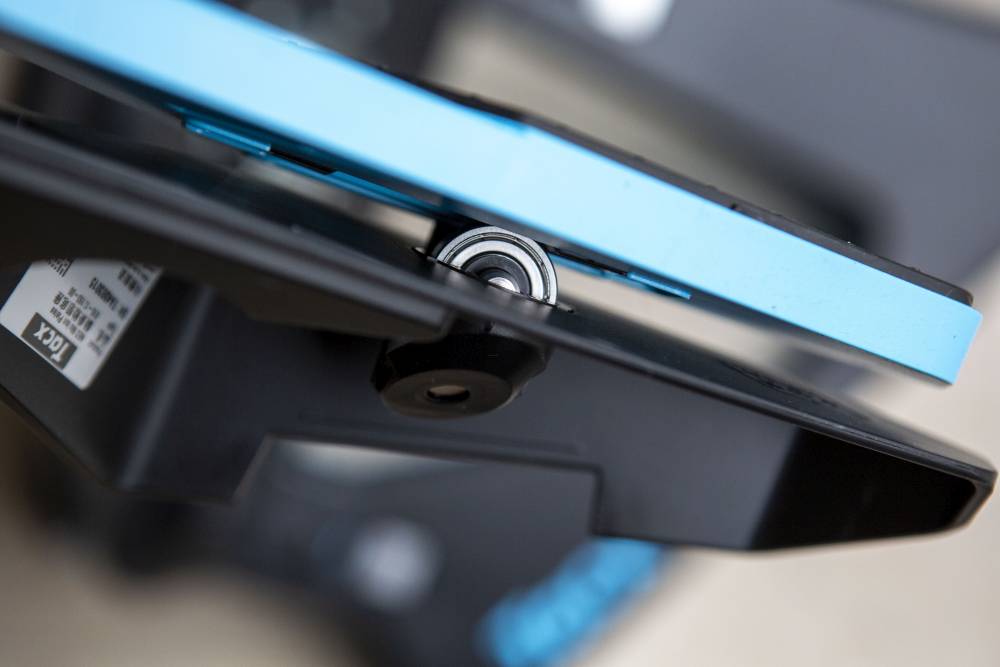 Review: Tacx Neo Motion Plates, rockerplate light voor je indoortrainer ...